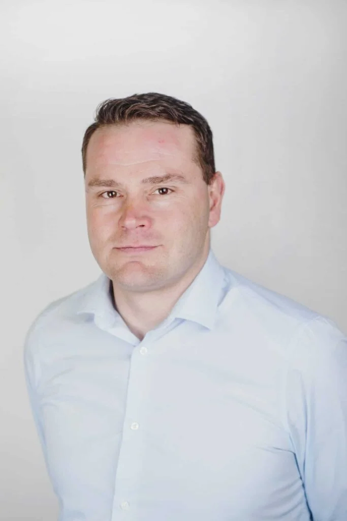 About Our Repairs, Maintenance, Refurbishment Services - Steele Davis